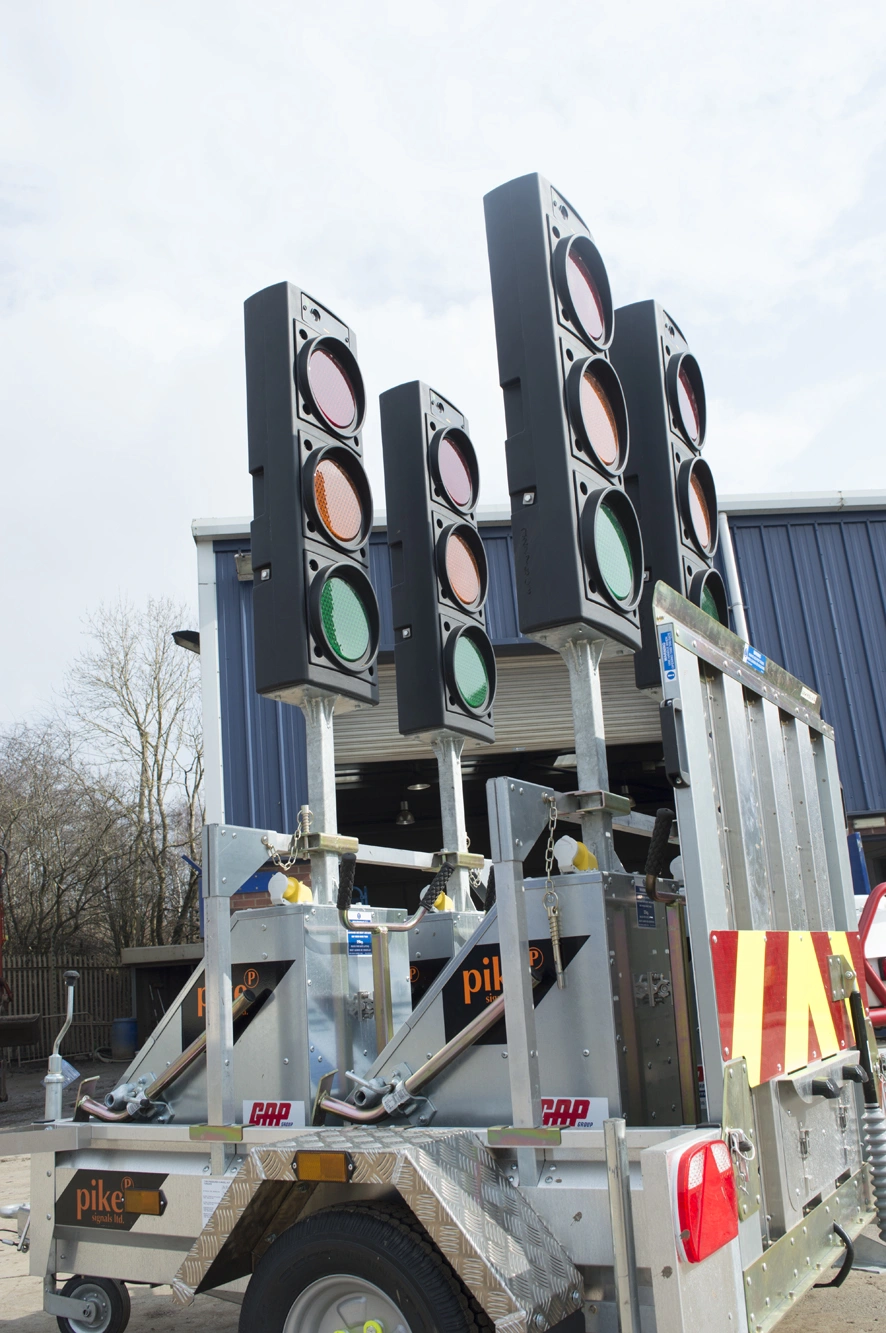 Lightweight Battery Traffic Light 4-Way | GAP Group