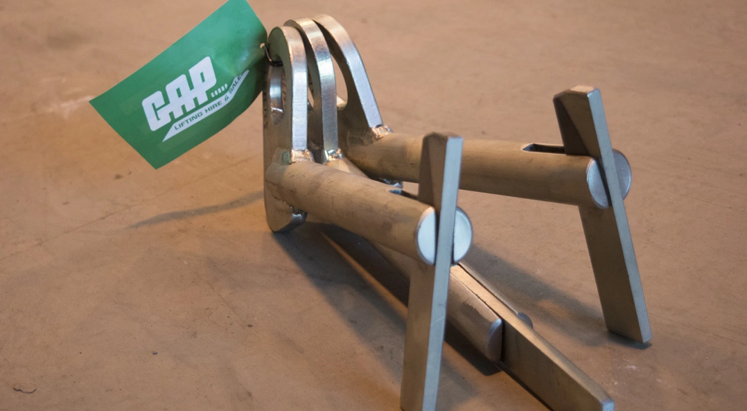 Manhole Pipe Lifting Pins 3 tonne | GAP Group